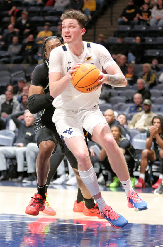 West Virgnia Snaps 4-Game Losing Streak; Toughs Out Win vs. UCF | News ...